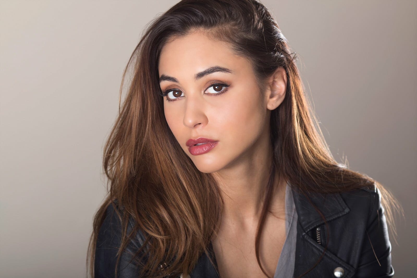 The 100 Cast: Who Are They? What Character Did They Play? Where Are ...